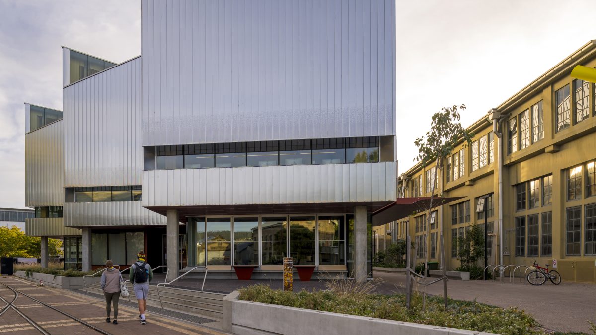 UTAS Inveresk Library - VOS Construction